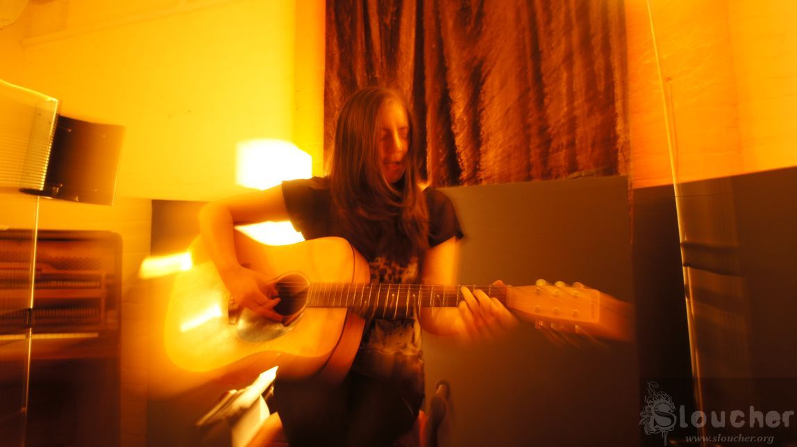 Interview – Oxo Foxo – Sloucher.org